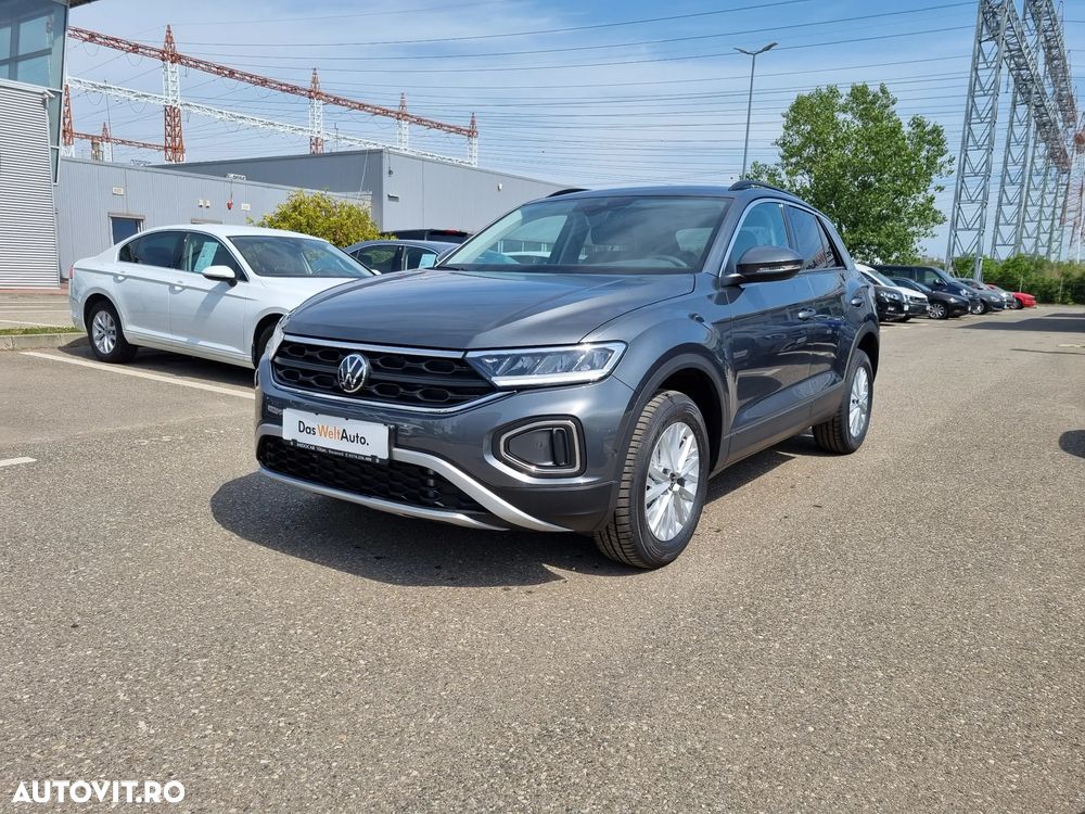 Second hand Volkswagen T-ROC - 32 700 EUR, 1 000 km - Autovit