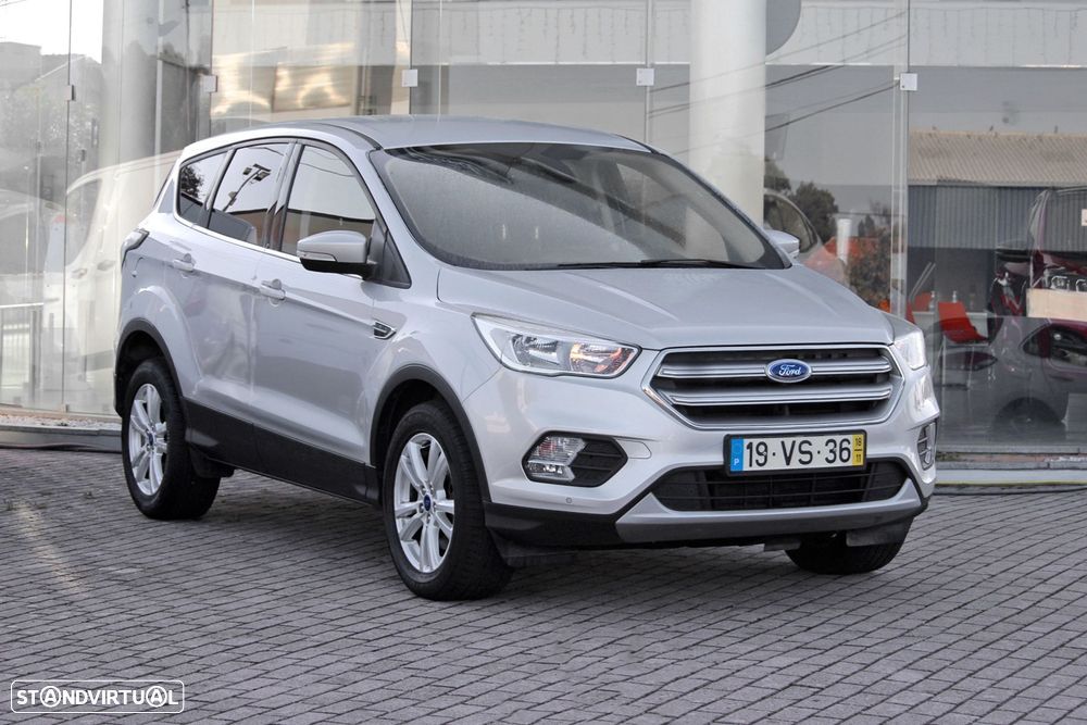Usados Ford Kuga - 19 990 EUR, 70 607 km, 2018 | Standvirtual