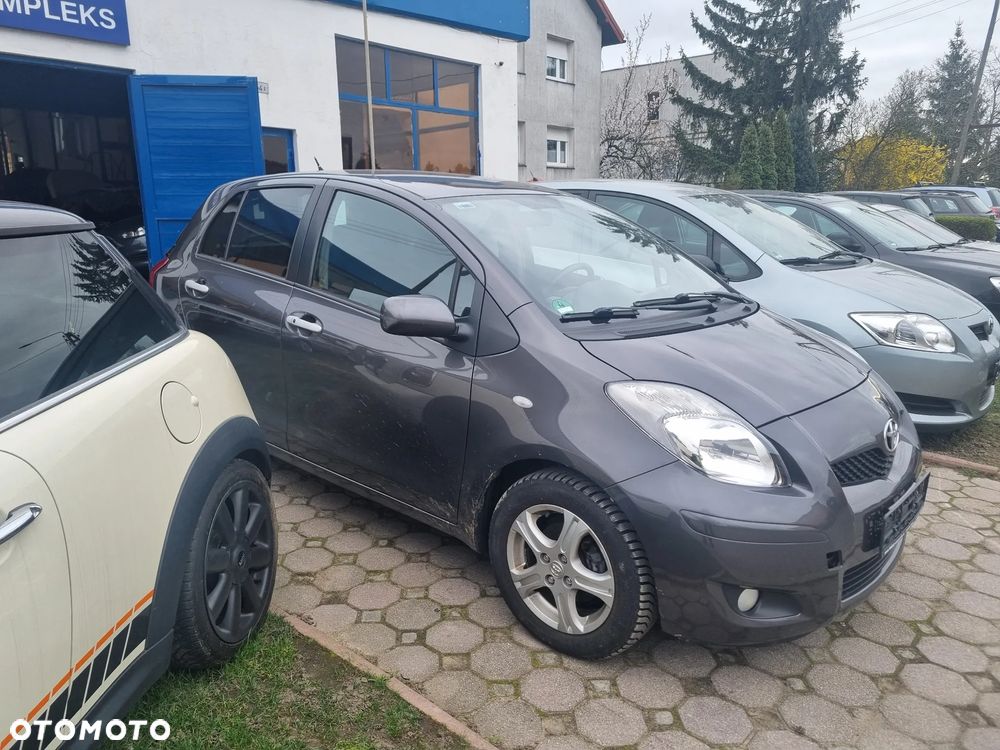 Używane Toyota Yaris - 18 900 PLN, 141 000 km - Otomoto