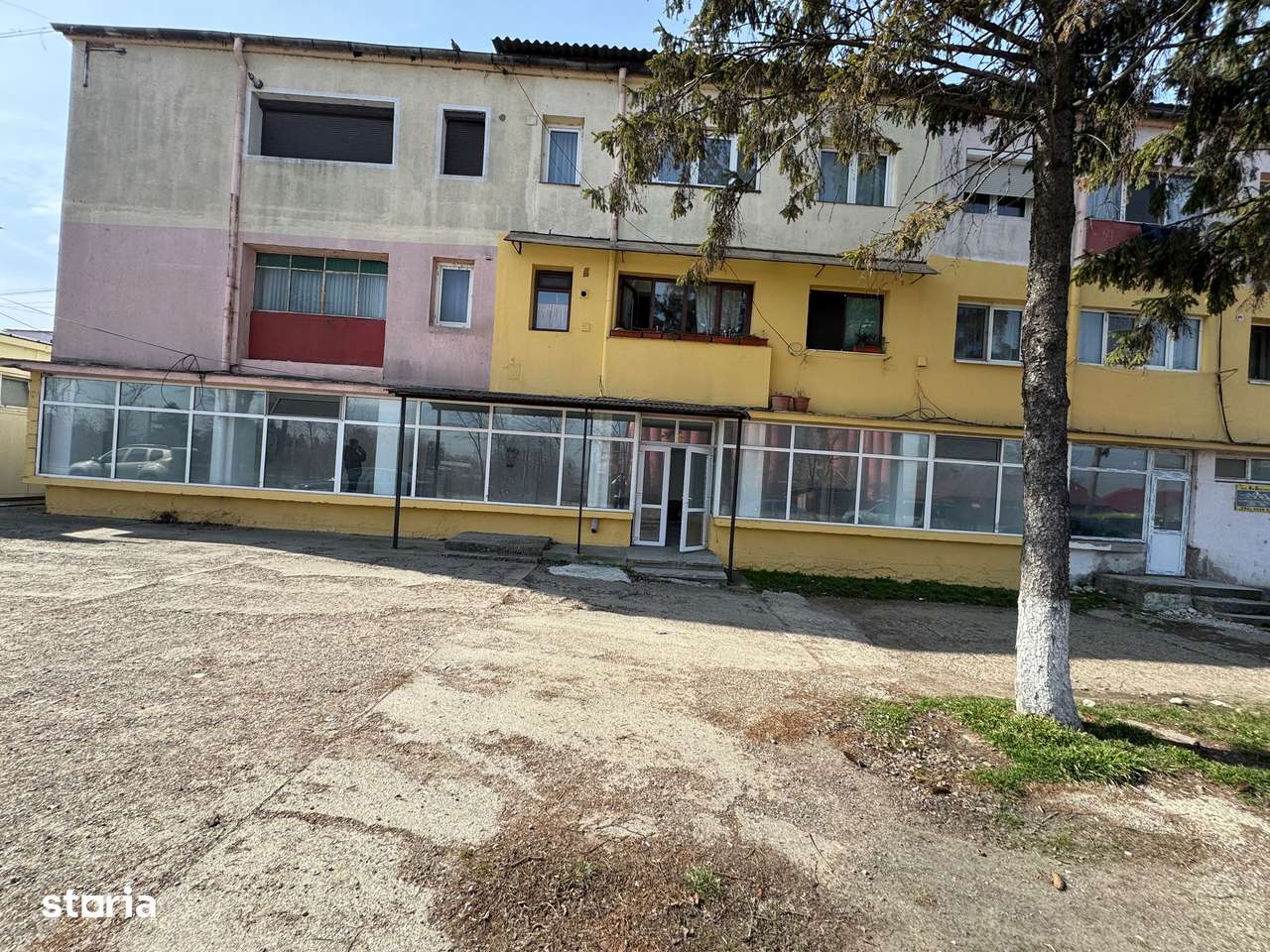 100 m², spatiu comercial de inchiriat - Bacau (judet), Sascut ...