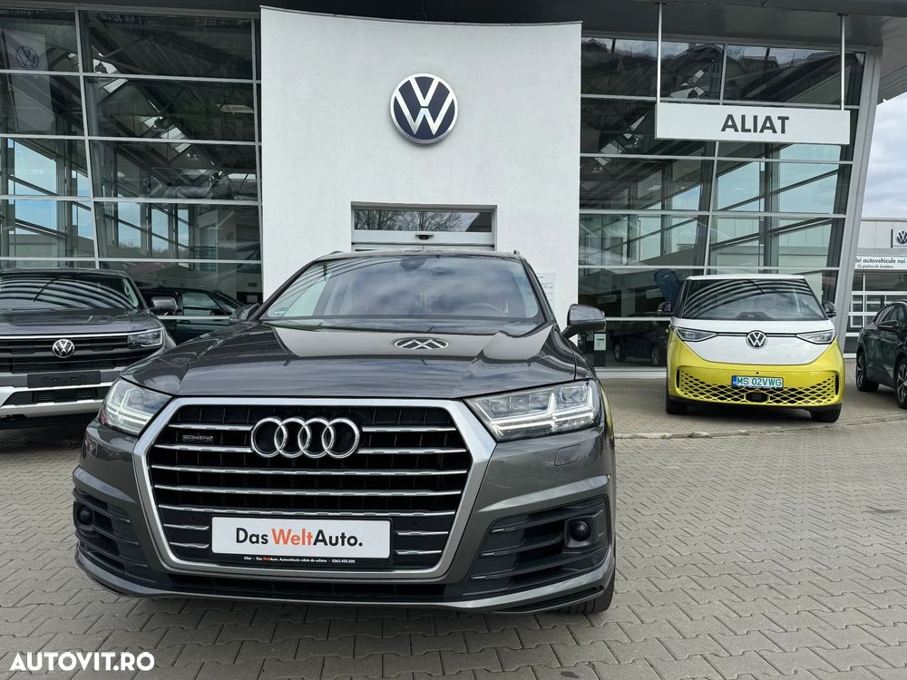 Second hand Audi Q7 - 51 999 EUR, 95 000 km - Autovit