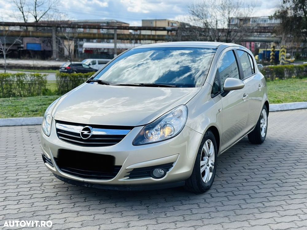 Second hand Opel Corsa - 3 200 EUR, 205 000 km - Autovit