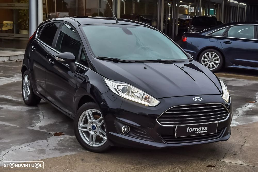 Usados Ford Fiesta - 9 990 EUR, 178 029 km, 2015 - Standvirtual