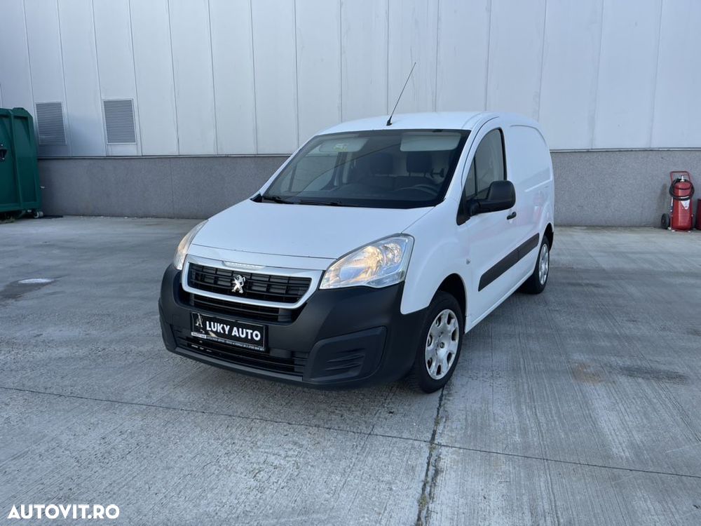 Second hand Peugeot Partner - 6 200 EUR, 288 000 km, 2018 - autovit.ro