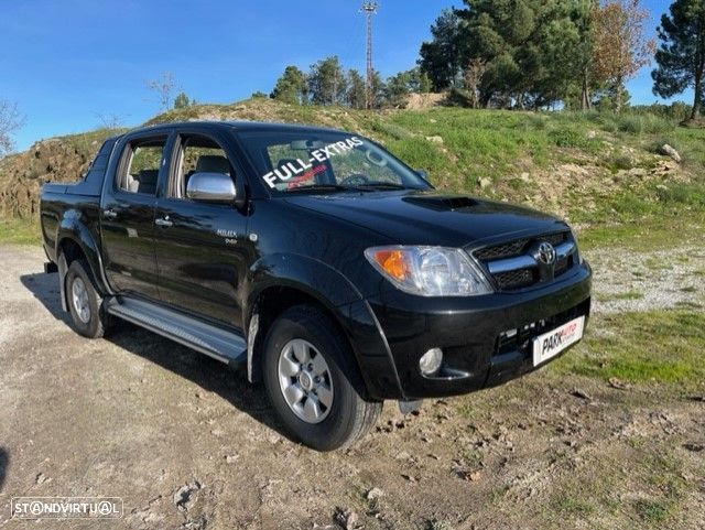 Usados Toyota Tracker Hilux TRACKER 4x4 5 lugares - 23 400 EUR, 178 000 ...