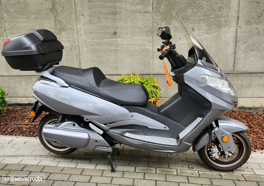 Usados Moti Maxi - 6 000 EUR, 6 196 km, 2022 - Standvirtual