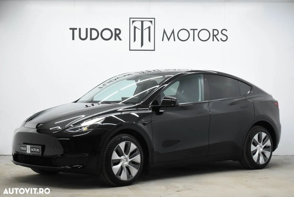 Second hand Tesla Model Y - 49 989 EUR, 2 182 km - Autovit