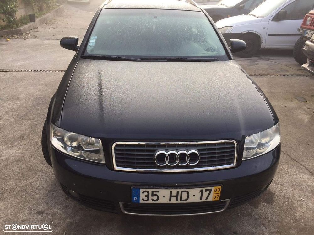 Usados Audi A4 Avant - 4 500 EUR, 405 000 km, 2003 - Standvirtual