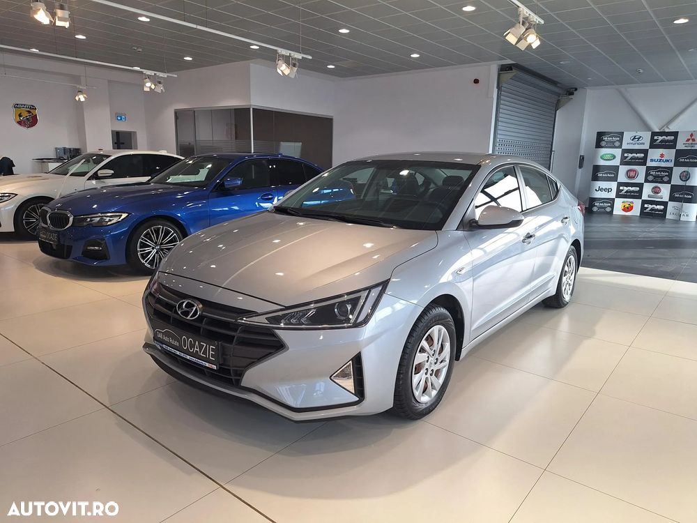 Second hand Hyundai Elantra - 13 600 EUR, 61 279 km - Autovit