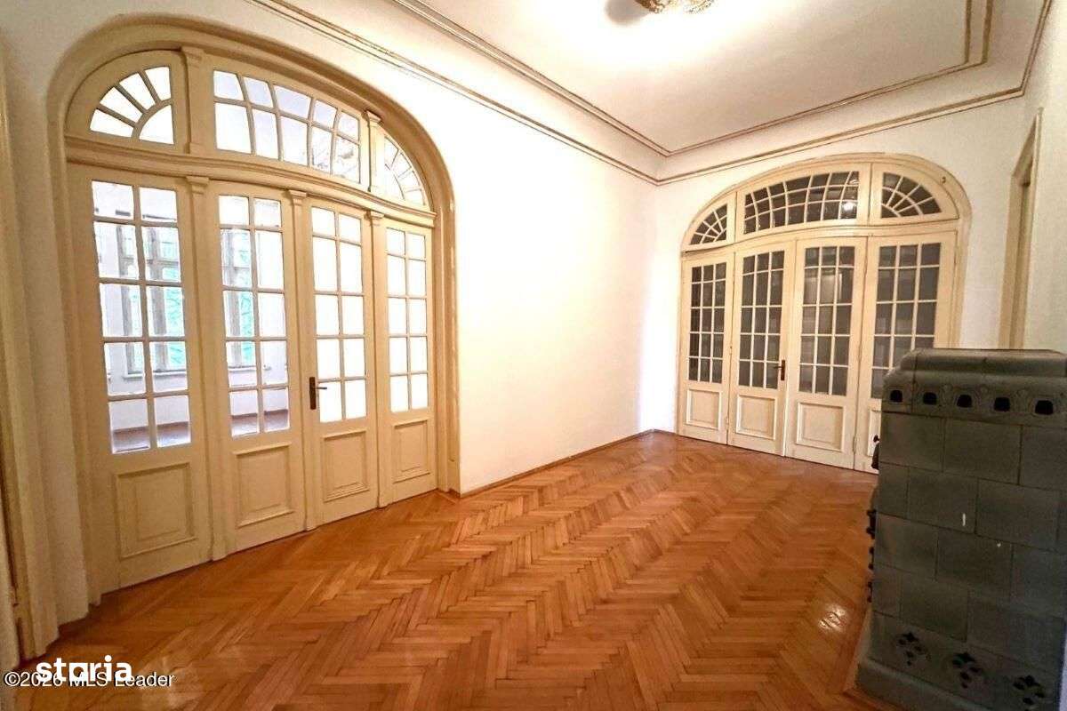 8 camere, apartament de vanzare - Bucuresti (judet), Bulevardul Carol I ...