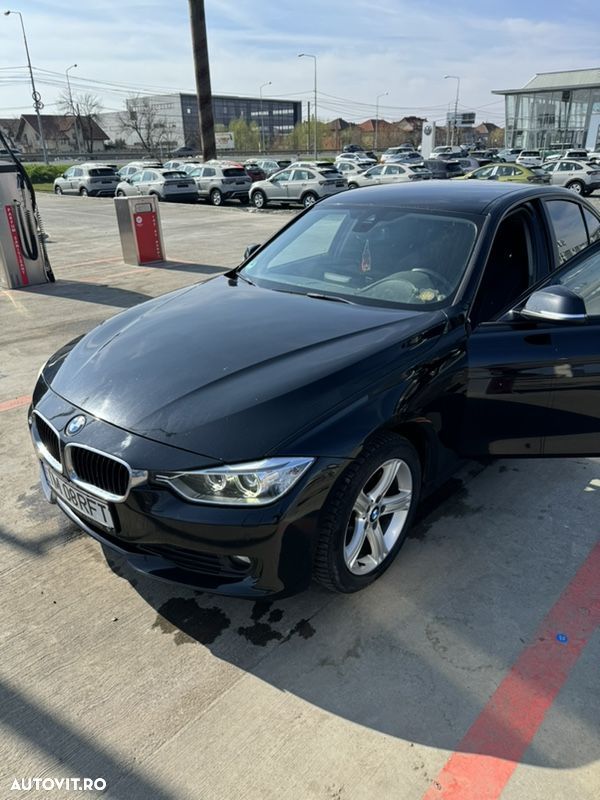 Second hand BMW Seria 3 - 9 899 EUR, 270 000 km - Autovit