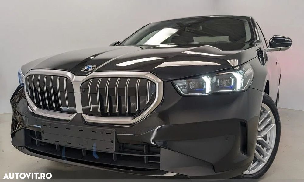 Nou BMW Seria 5 - 60 949 EUR, 3 km - Autovit