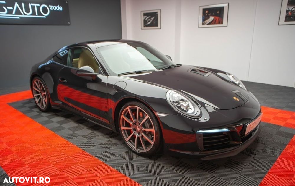 Second hand Porsche 911 - 119 000 EUR, 63 500 km, 2019 - autovit.ro