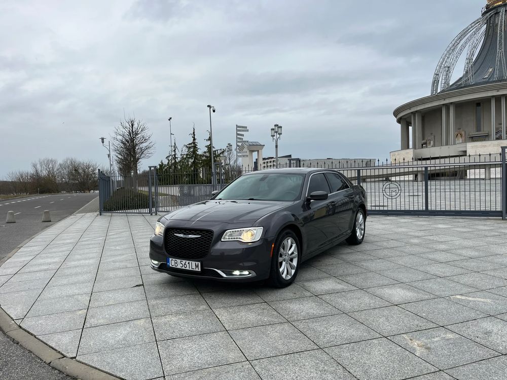 Chrysler 300 - Samochody Osobowe - Otomoto.pl