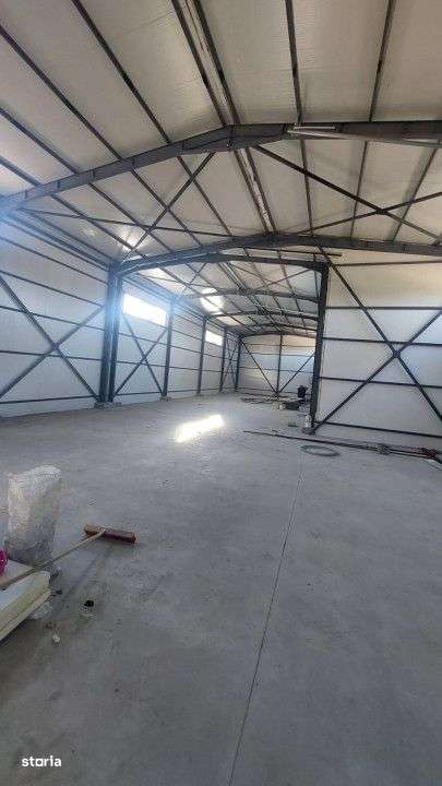 550 m², depozit / hala de vanzare - Bacau (judet), Bacau - 9991817 ...