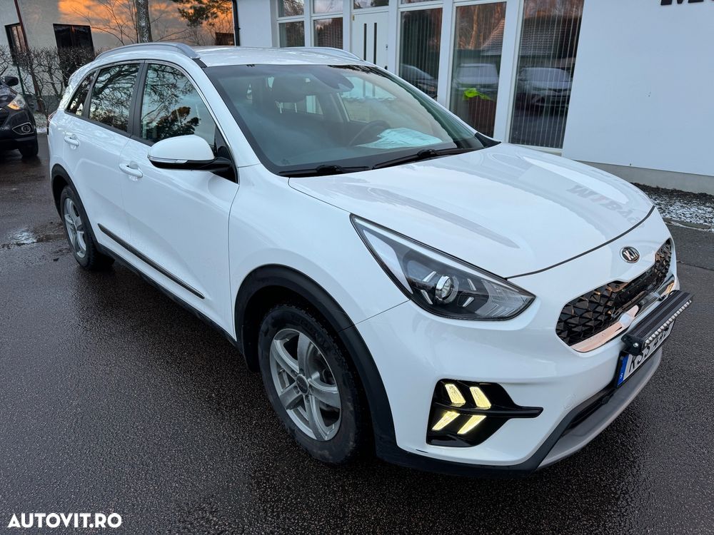 Second hand Kia Niro - 15 850 EUR, 148 500 km - Autovit