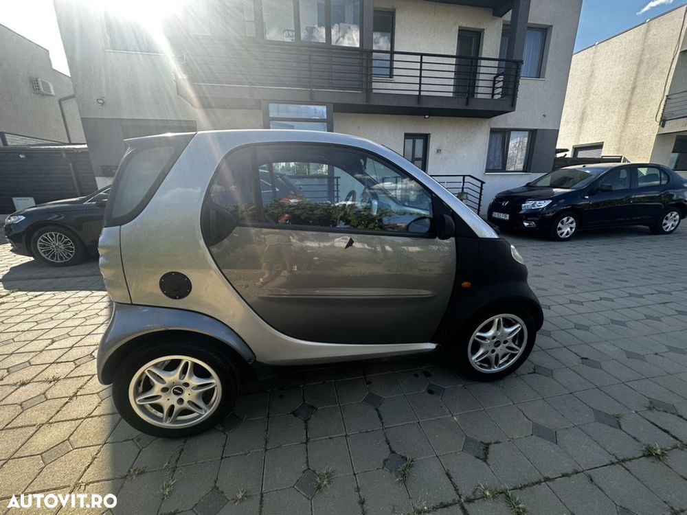 Second hand Smart Fortwo - 1 400 EUR, 106 000 km - Autovit