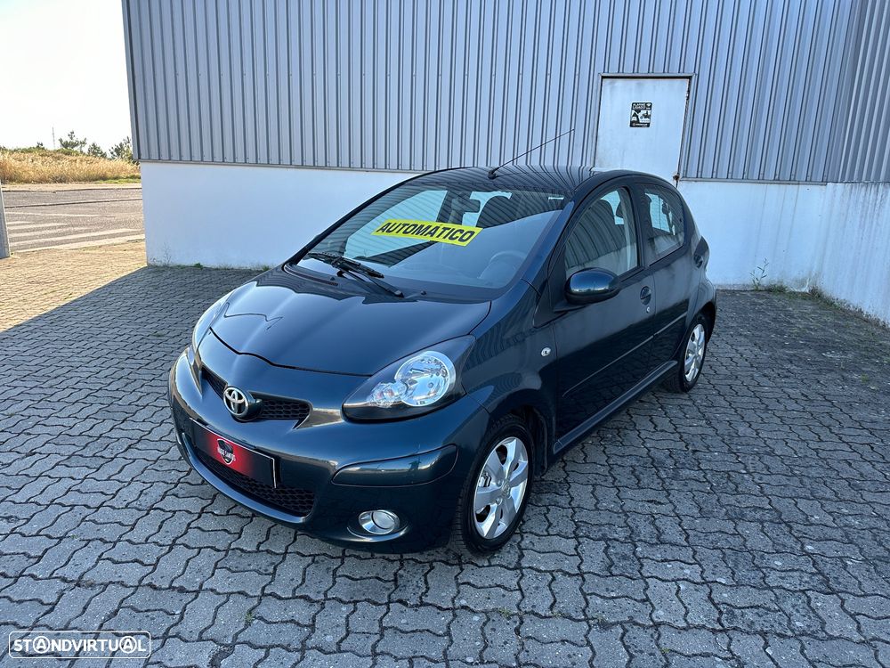 Usados Toyota Aygo - 8 500 EUR, 81 000 km, 2011 - Standvirtual