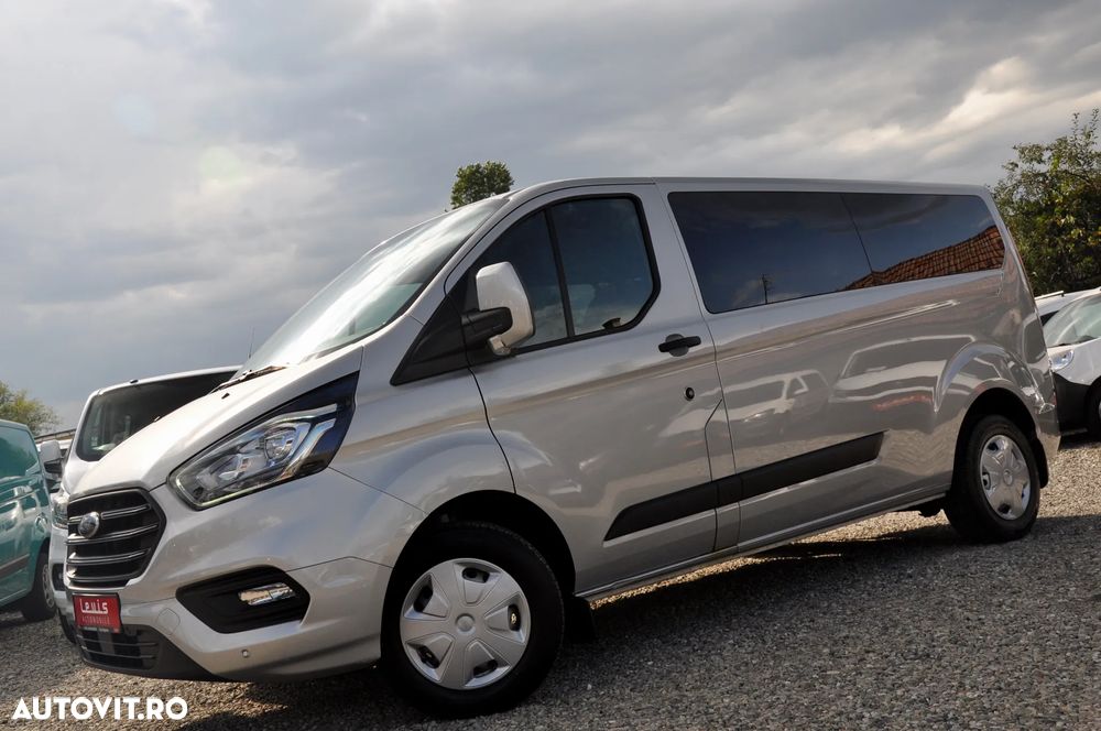 Second hand Ford Transit Custom 8 Locuri Maxi - 32 500 EUR, 110 450 km ...