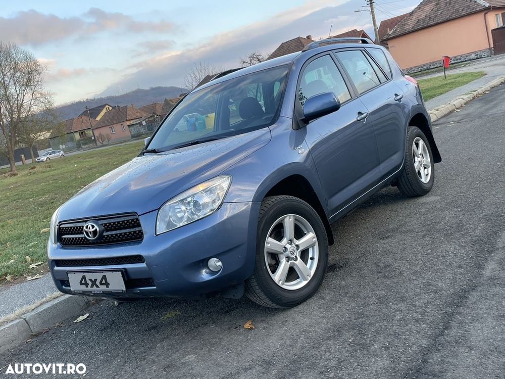 Second hand Toyota RAV4 - 5 690 EUR, 181 000 km - Autovit