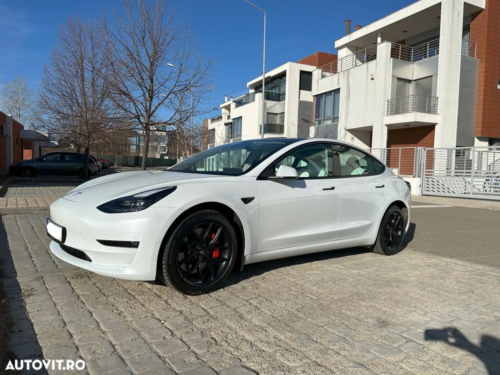 Second hand Tesla Model 3 - 49 900 EUR, 12 800 km - Autovit