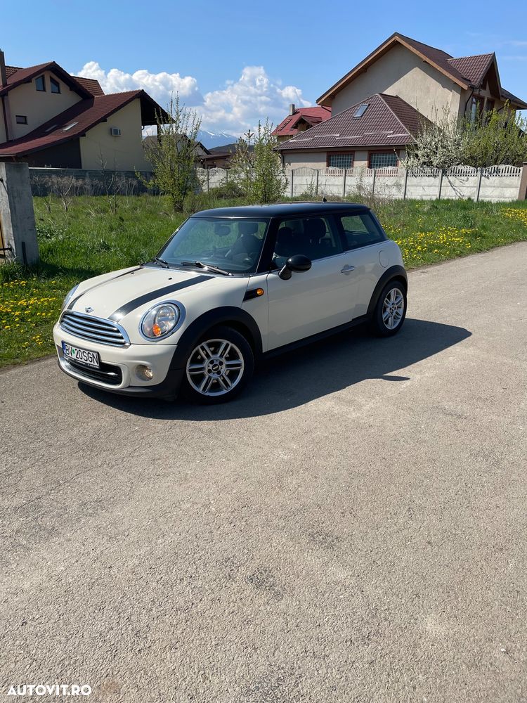 Second hand Mini Cooper - 8 650 EUR, 83 849 km, 2011 - autovit.ro