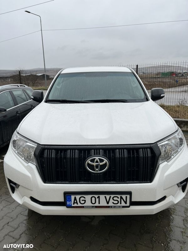 Second hand Toyota Land Cruiser - 39 200 EUR, 29 000 km - Autovit