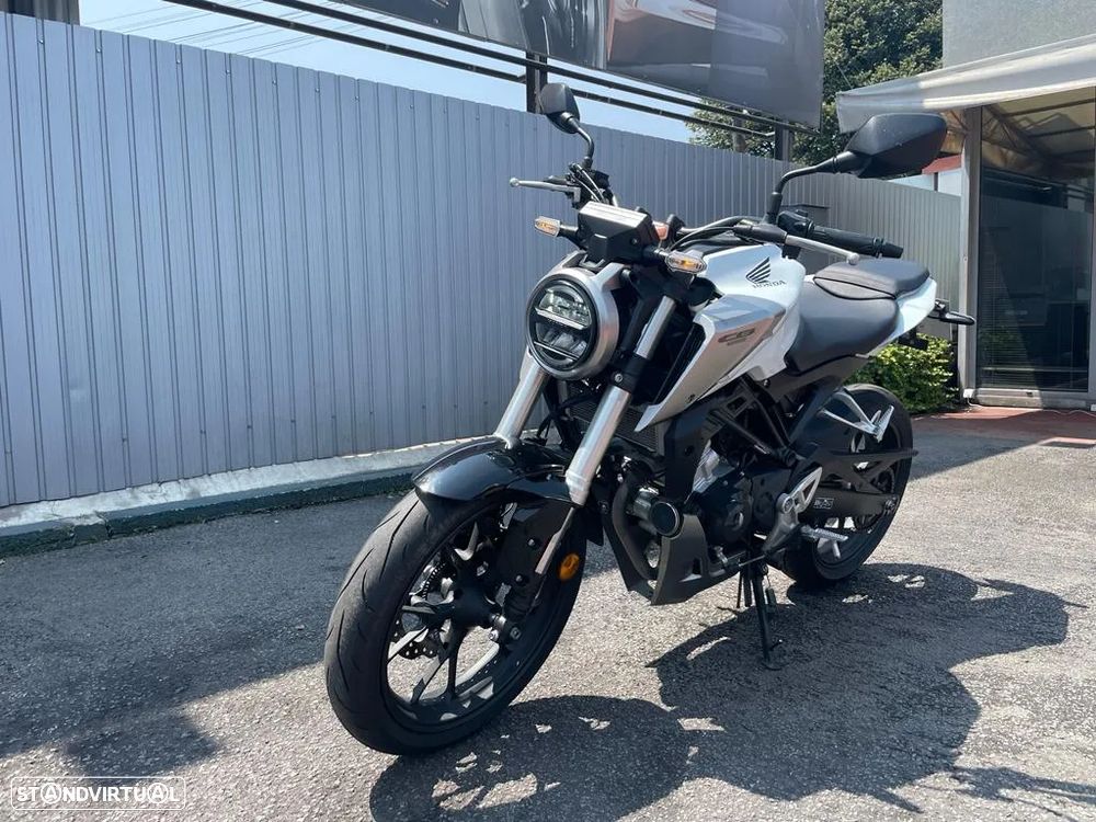 Usados Honda CB - 4 400 EUR, 15 000 km, 2019 | Standvirtual