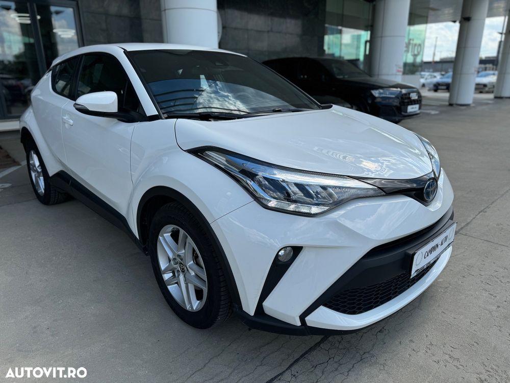 Second hand Toyota C-HR - 25 999 EUR, 19 000 km - Autovit