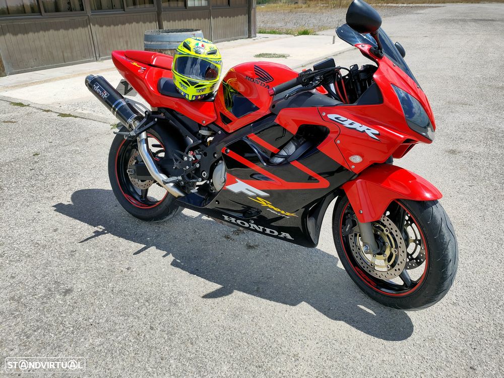 Usados Honda CBR - 3 900 EUR, 30 000 km, 2002 | Standvirtual