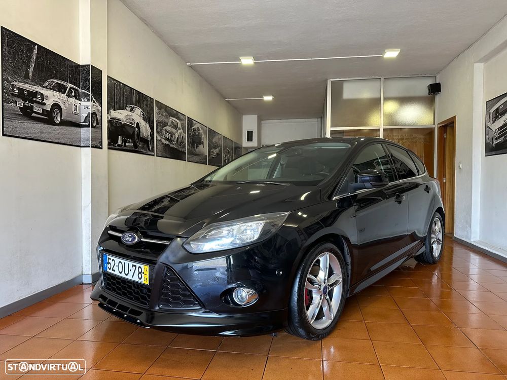 Usados Ford Focus - 11 500 EUR, 151 418 km, 2014 - Standvirtual