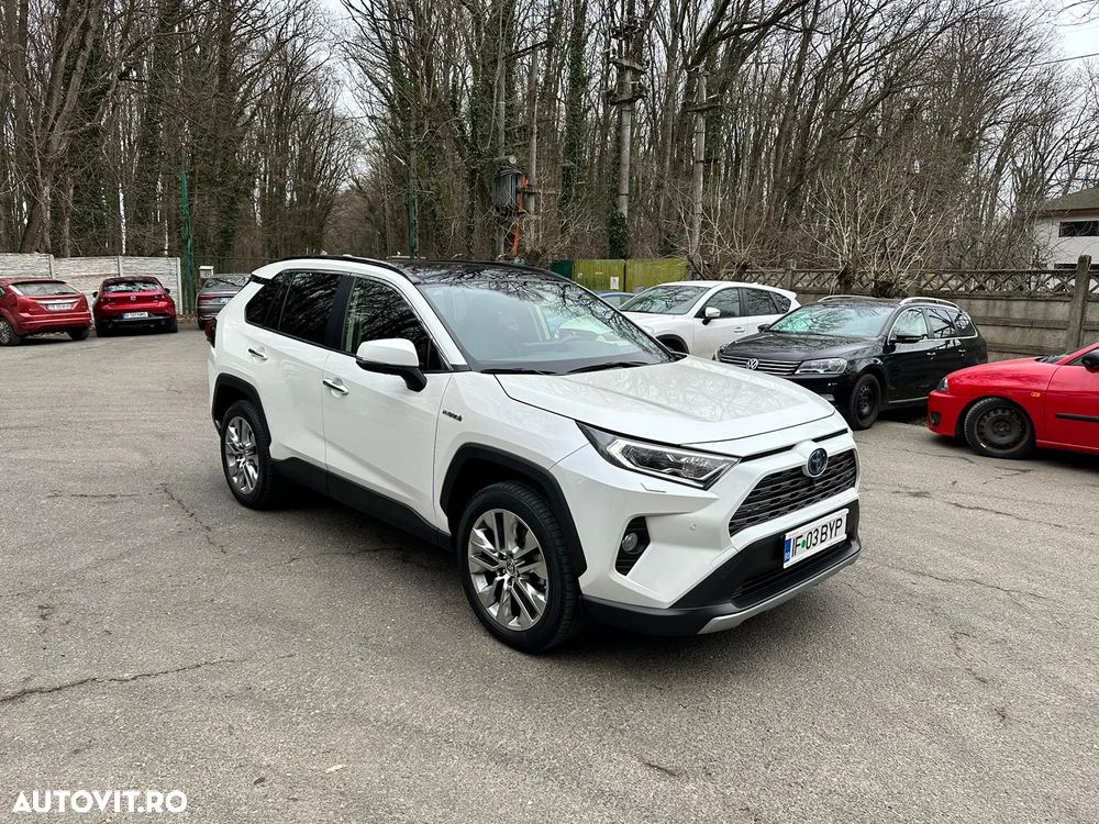 Second hand Toyota RAV4 - 42 000 EUR, 35 642 km - Autovit