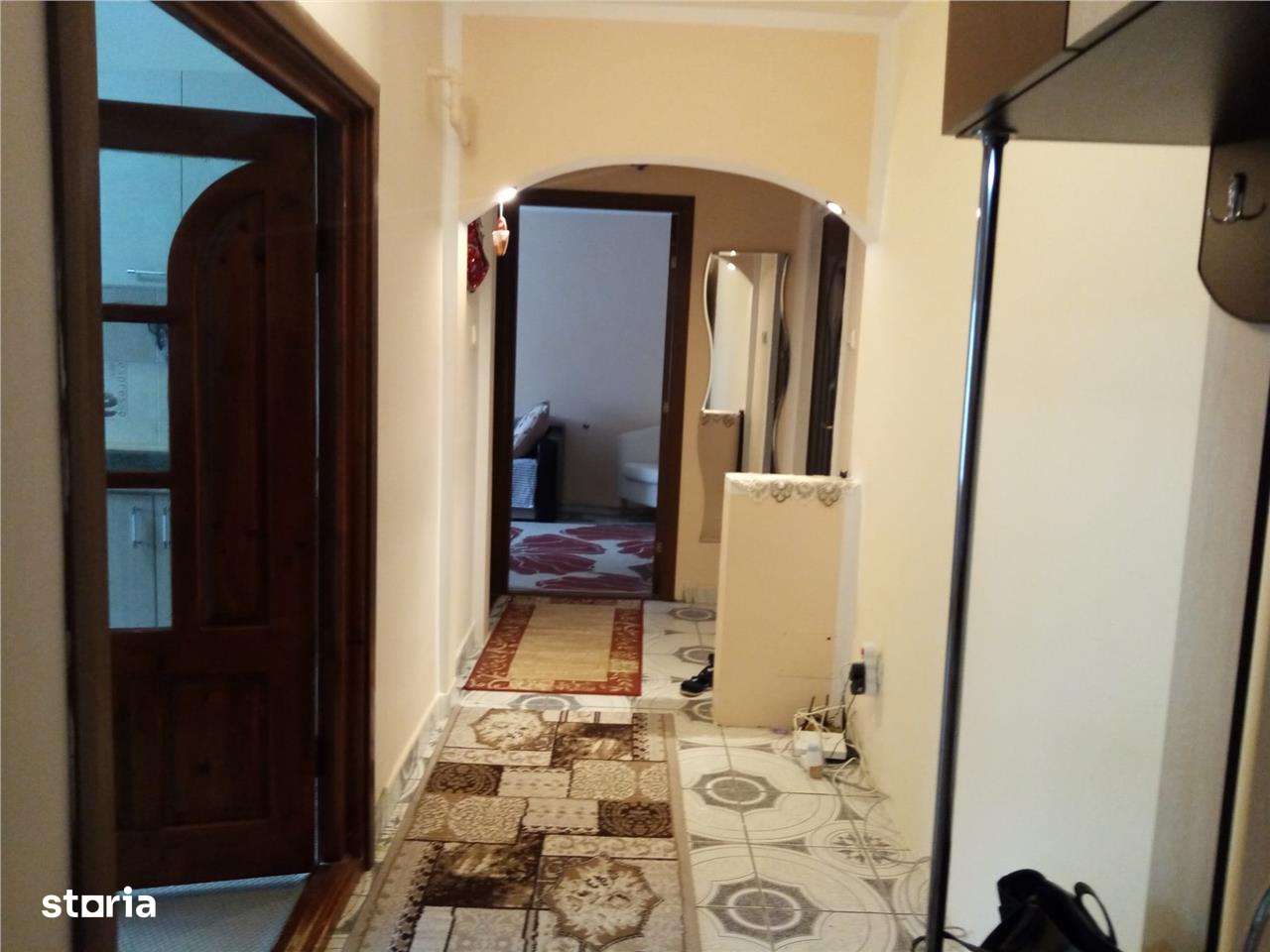 2 camere, apartament de inchiriat - Bacau (judet), Bazar Letea ...