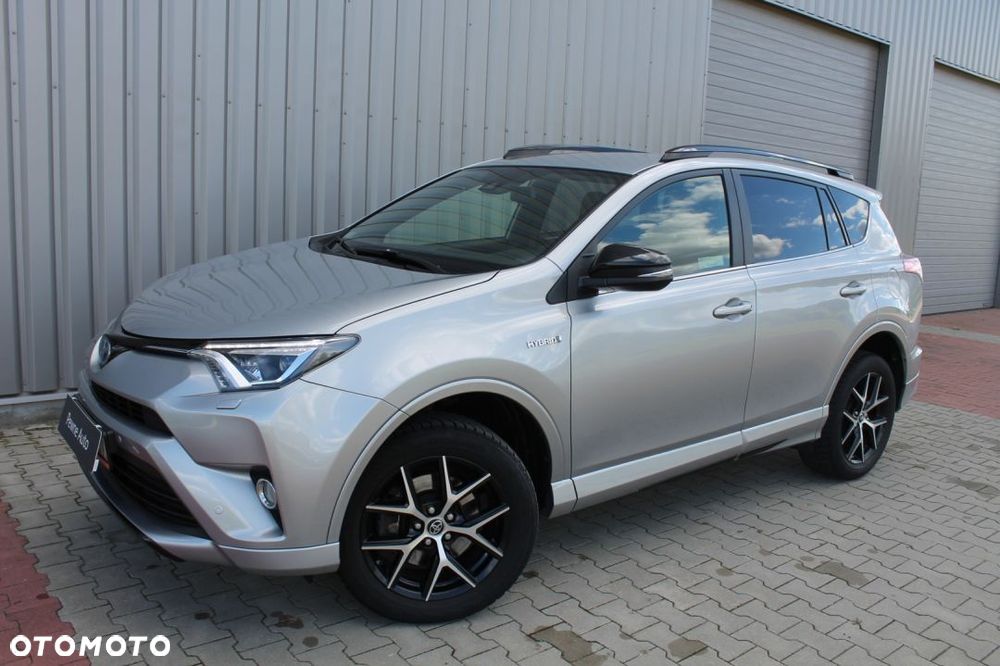 Używane Toyota RAV4 - 109 900 PLN, 120 905 km, 2017 - otomoto.pl