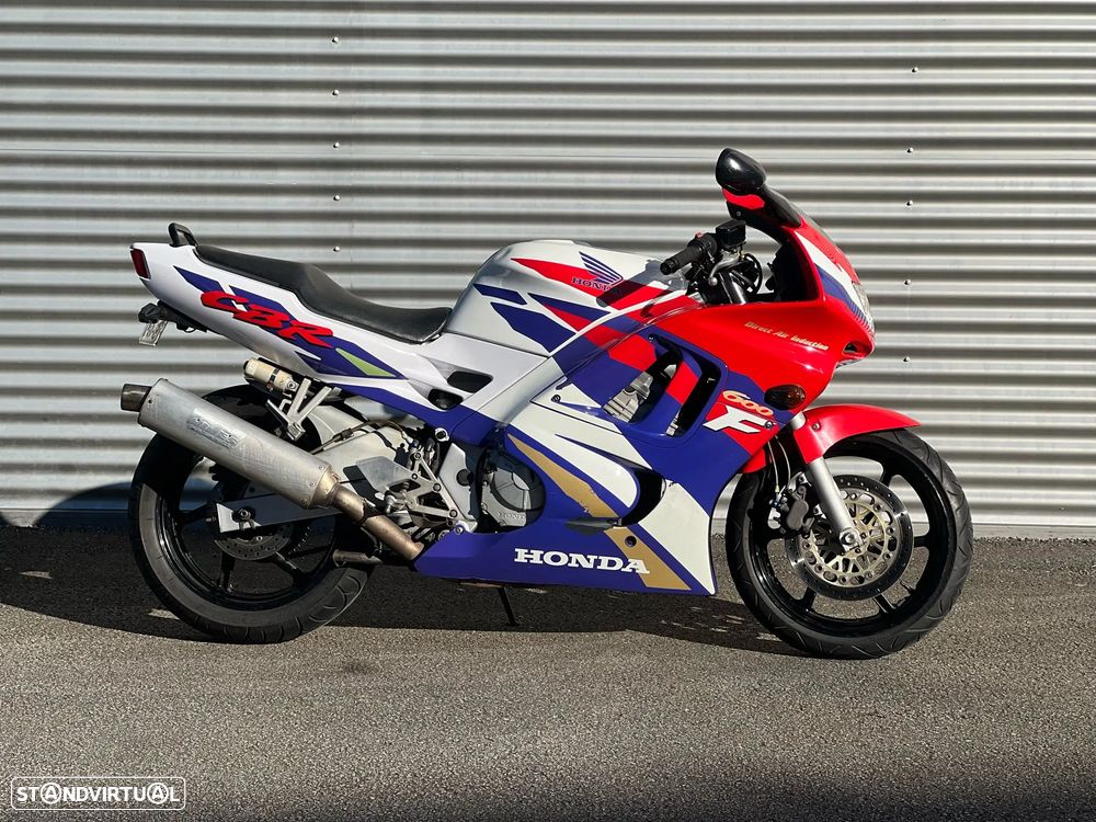 Usados Honda CBR - 2 200 EUR, 69 192 km, 1996 - Standvirtual