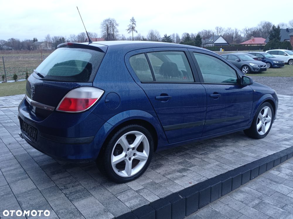 Używane Opel Astra - 8 200 PLN, 201 000 km - Otomoto