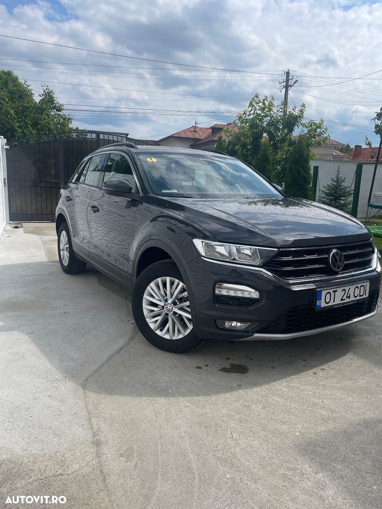 Second hand Volkswagen T-ROC - 17 650 EUR, 59 663 km - Autovit