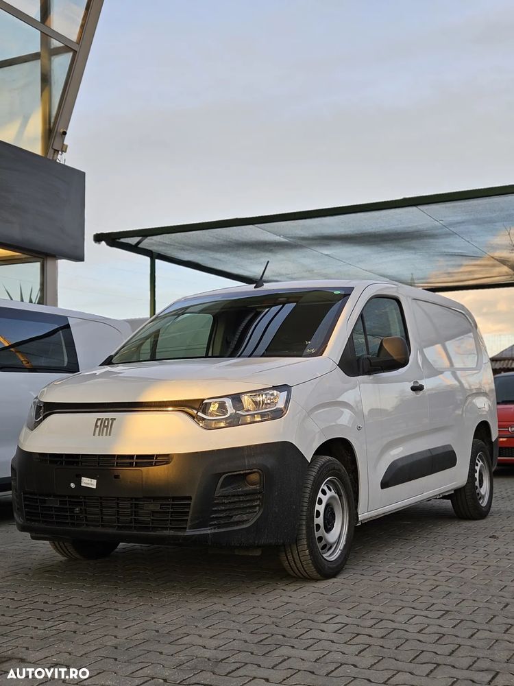 Nou Fiat Doblo Cargo - 23 626 EUR, 1 km - Autovit