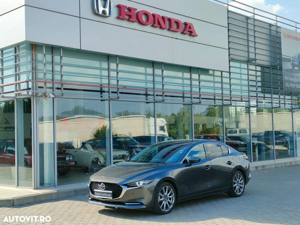 Second hand Mazda 3 - 21 500 EUR, 29 350 km, 2021 - autovit.ro