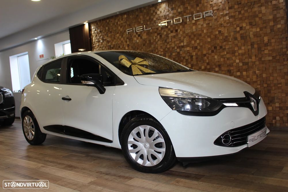 Usados Renault Clio - 11 900 EUR, 95 000 km, 2016 - Standvirtual