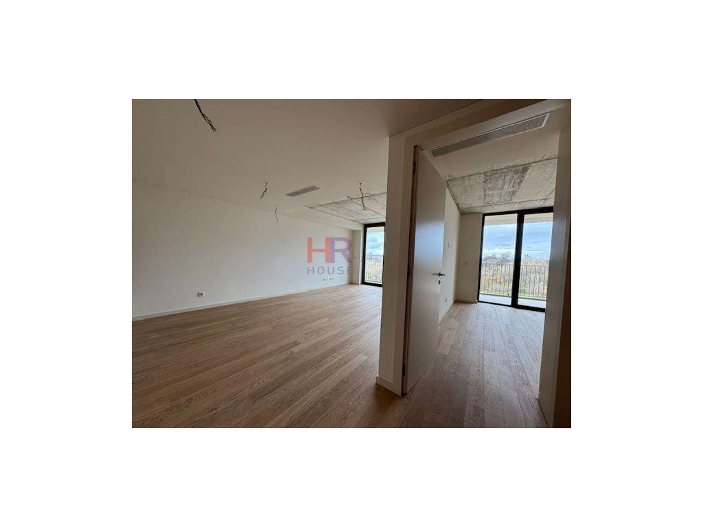 T1, apartamento para arrendar - Avenida José Bonifácio de Andrade e ...