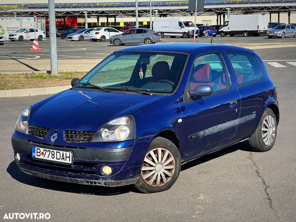Second hand Renault Clio - 850 EUR, 139 000 km - Autovit