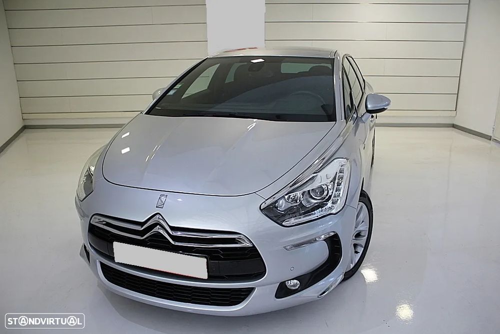 Usados Citroën DS5 - 10 900 EUR, 186 000 km, 2014 - Standvirtual