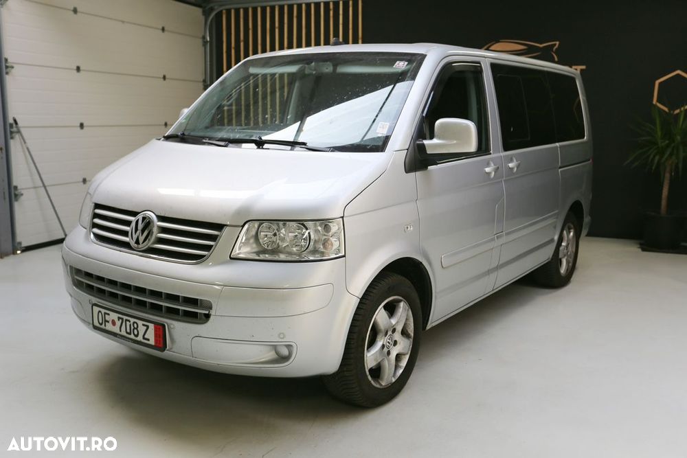 Second hand Volkswagen Multivan - 11 800 EUR, 189 000 km - Autovit