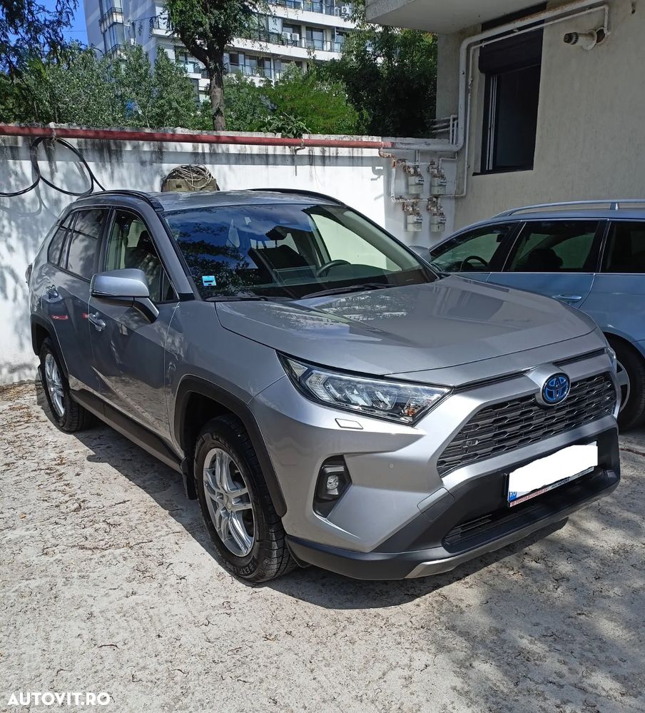 Second hand Toyota RAV4 - 37 500 EUR, 25 000 km - Autovit