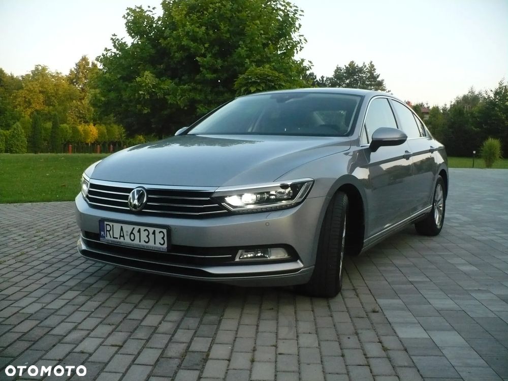 Używane Volkswagen Passat - 73 900 PLN, 136 000 km, 2018 - otomoto.pl