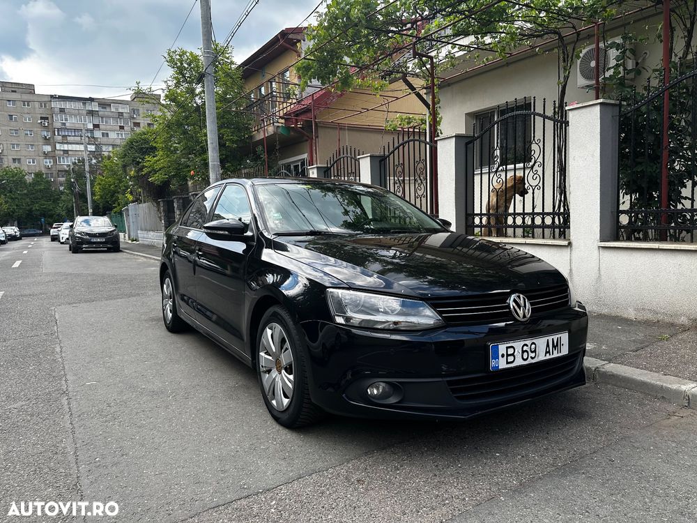 Second hand Volkswagen Jetta - 6 490 EUR, 308 000 km - Autovit