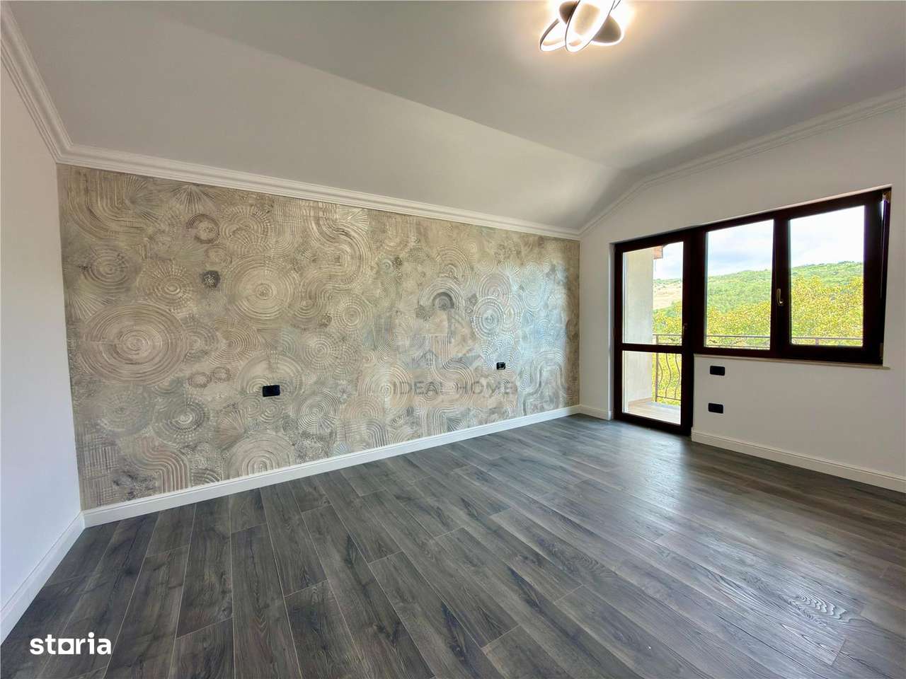 4 camere, casa de vanzare - Iasi (judet), Rediu - 9775642 • www.storia.ro