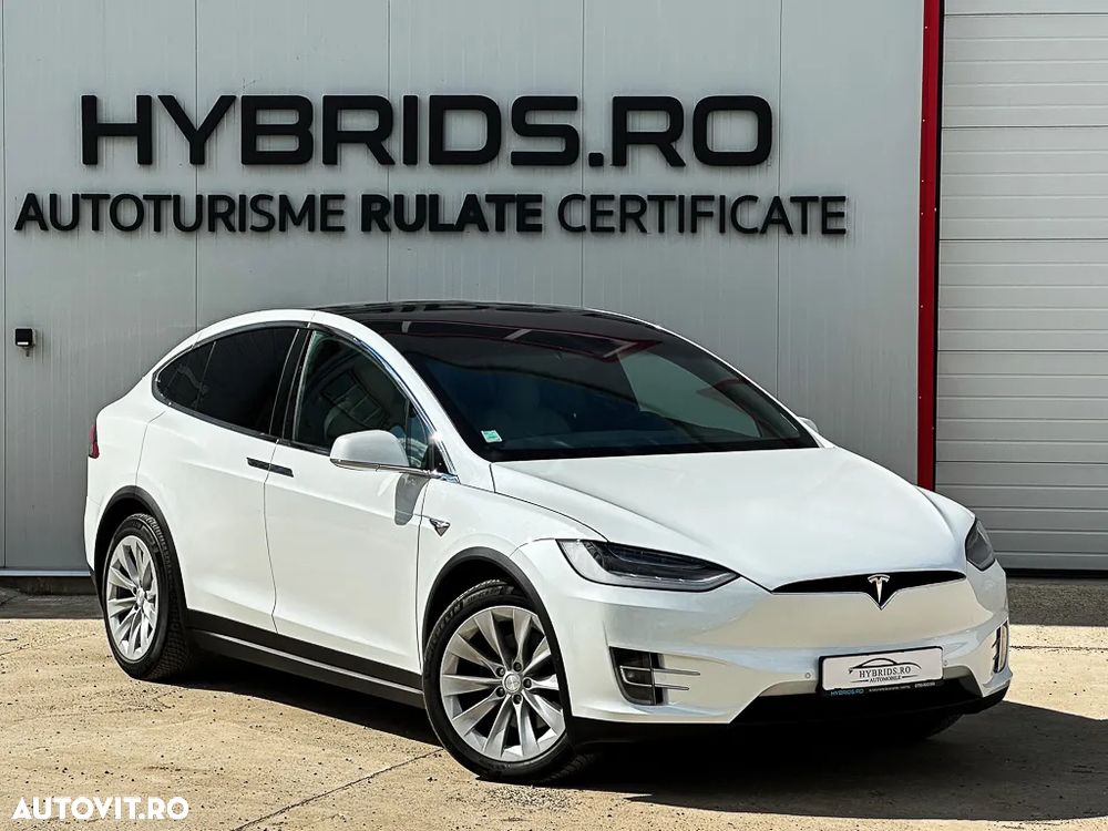 Second hand Tesla Model X - 64 141 EUR, 76 000 km, 2020 - autovit.ro