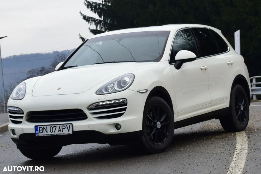 Second hand Porsche Cayenne - 16 900 EUR, 160 125 km - Autovit